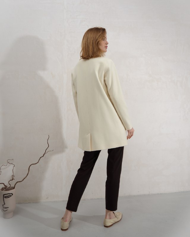 Milk-colored peacoat coat купити в Season.ua
